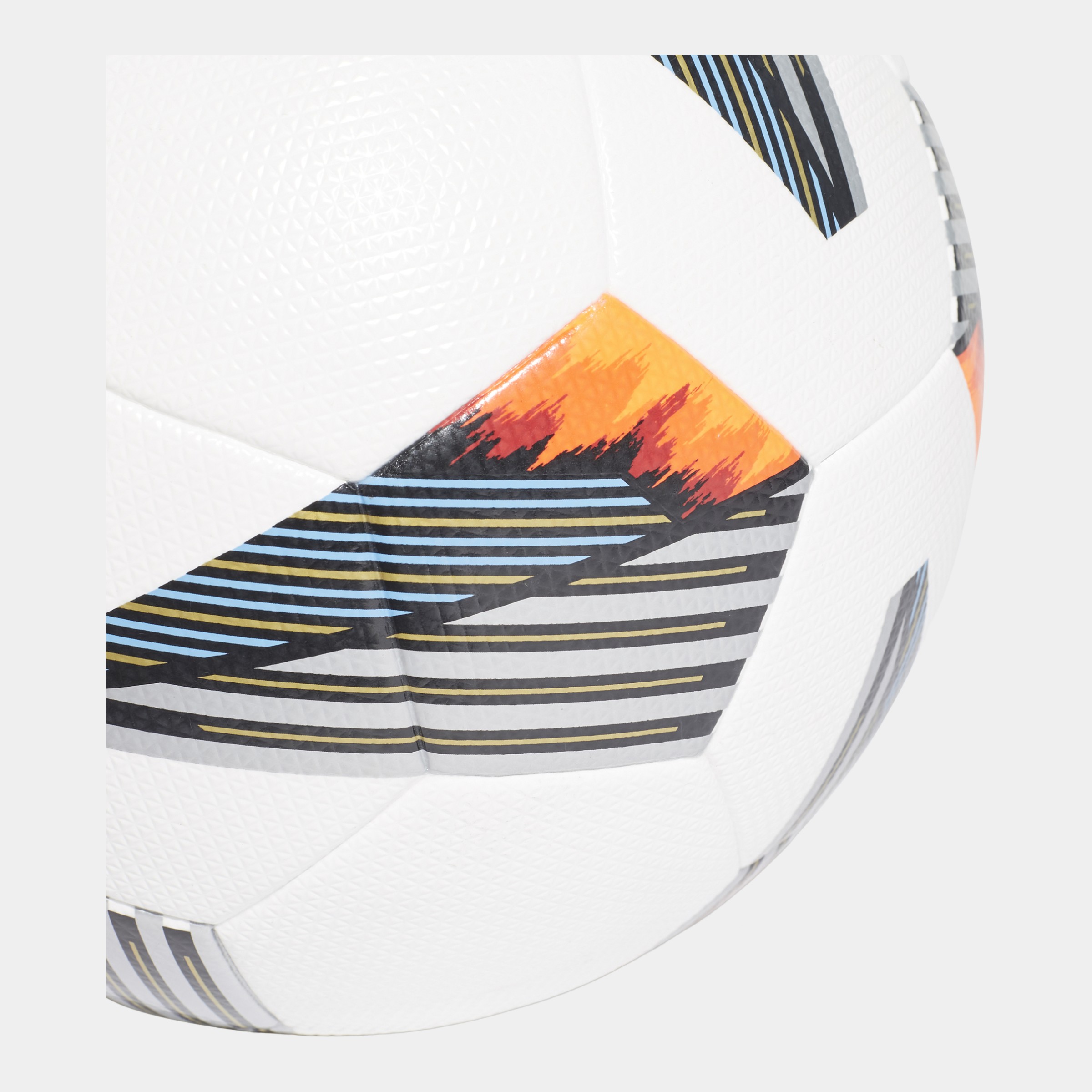adidas Tiro Pro Futbol Topu | Barçın
