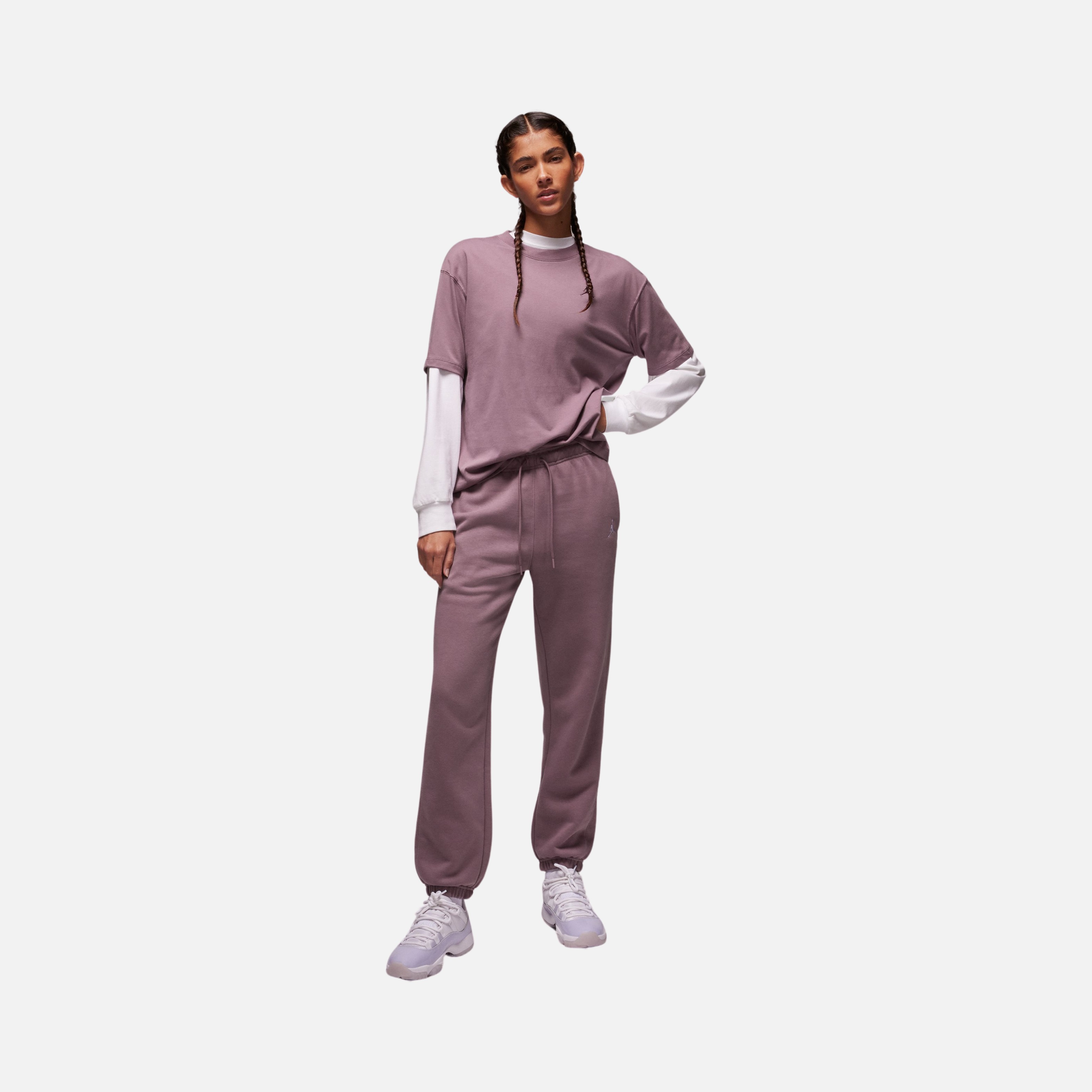 Nike Jordan Essentials Graphic Core 23 Relaxed Fit Short-Sleeve Kadın ...