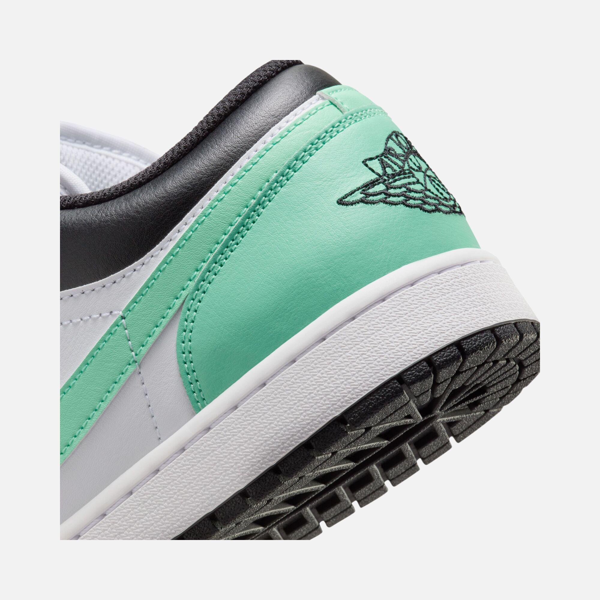 Nike Air Jordan 1 Low CO Erkek Spor Ayakkabı | Barçın