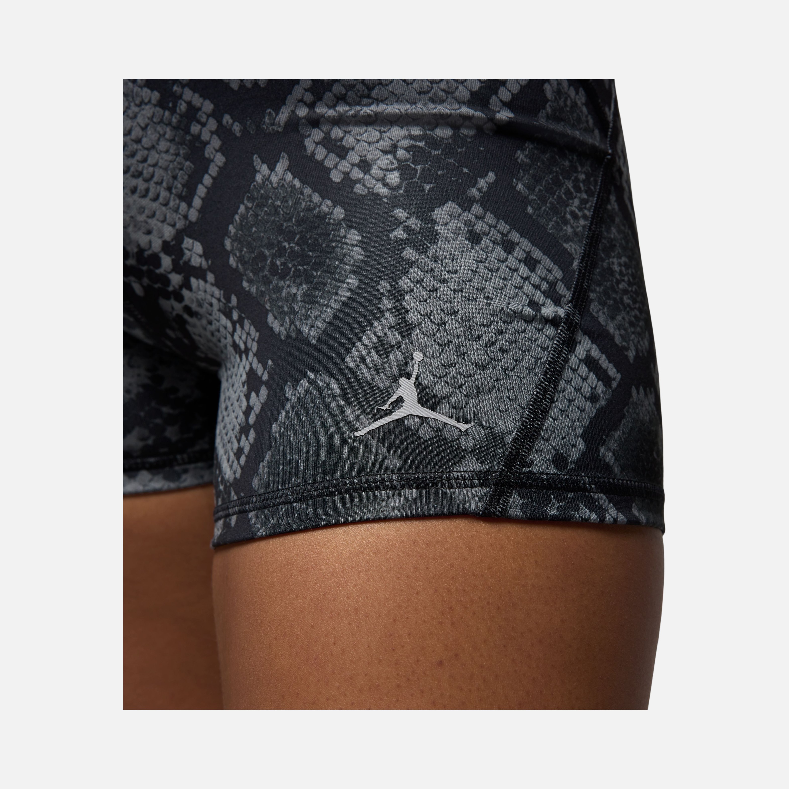 Nike Jordan Sport Shortie ''Snake Allover Printed'' Kadın Şort | Barçın