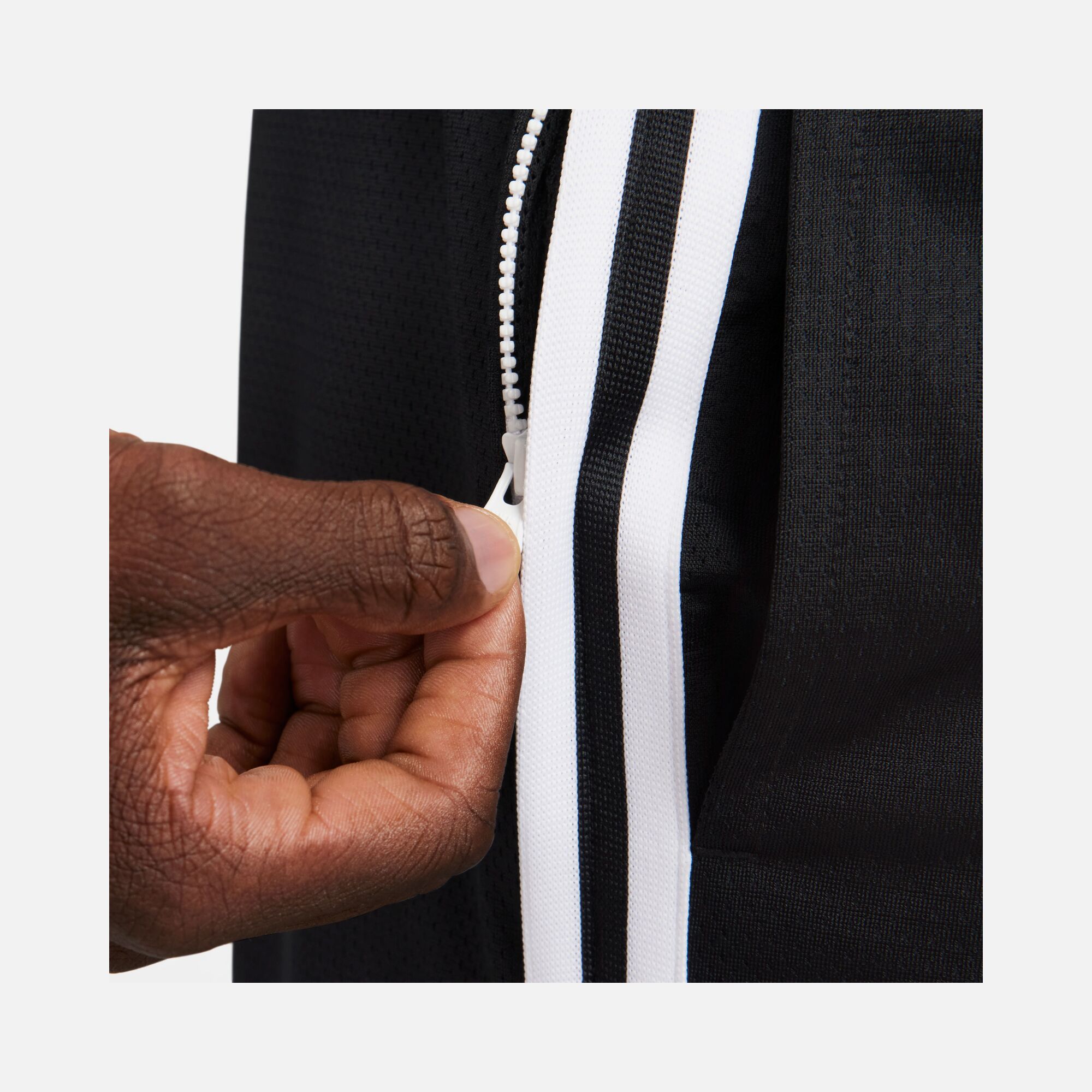 Nike DNA Dri-Fit 15cm (approx.) ''Mesh Surface & Smooth Interior ...