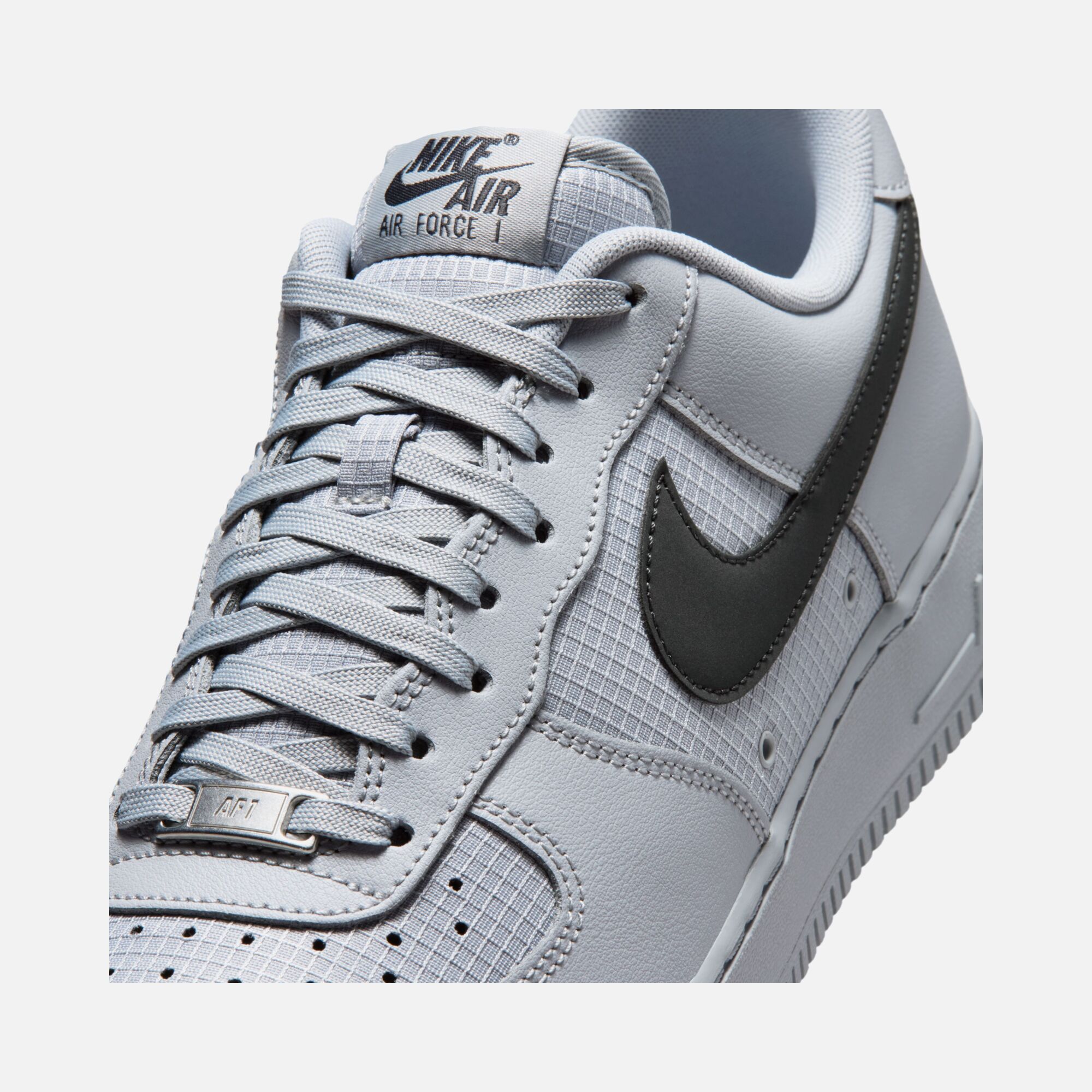 Nike Air Force 1 07 Lv8 Erkek Spor Ayakkabı | Barçın